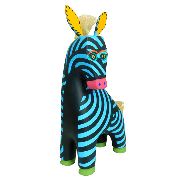 Luis Pablo: Contemporary Zebra Woodcarving | Sandia Folk
